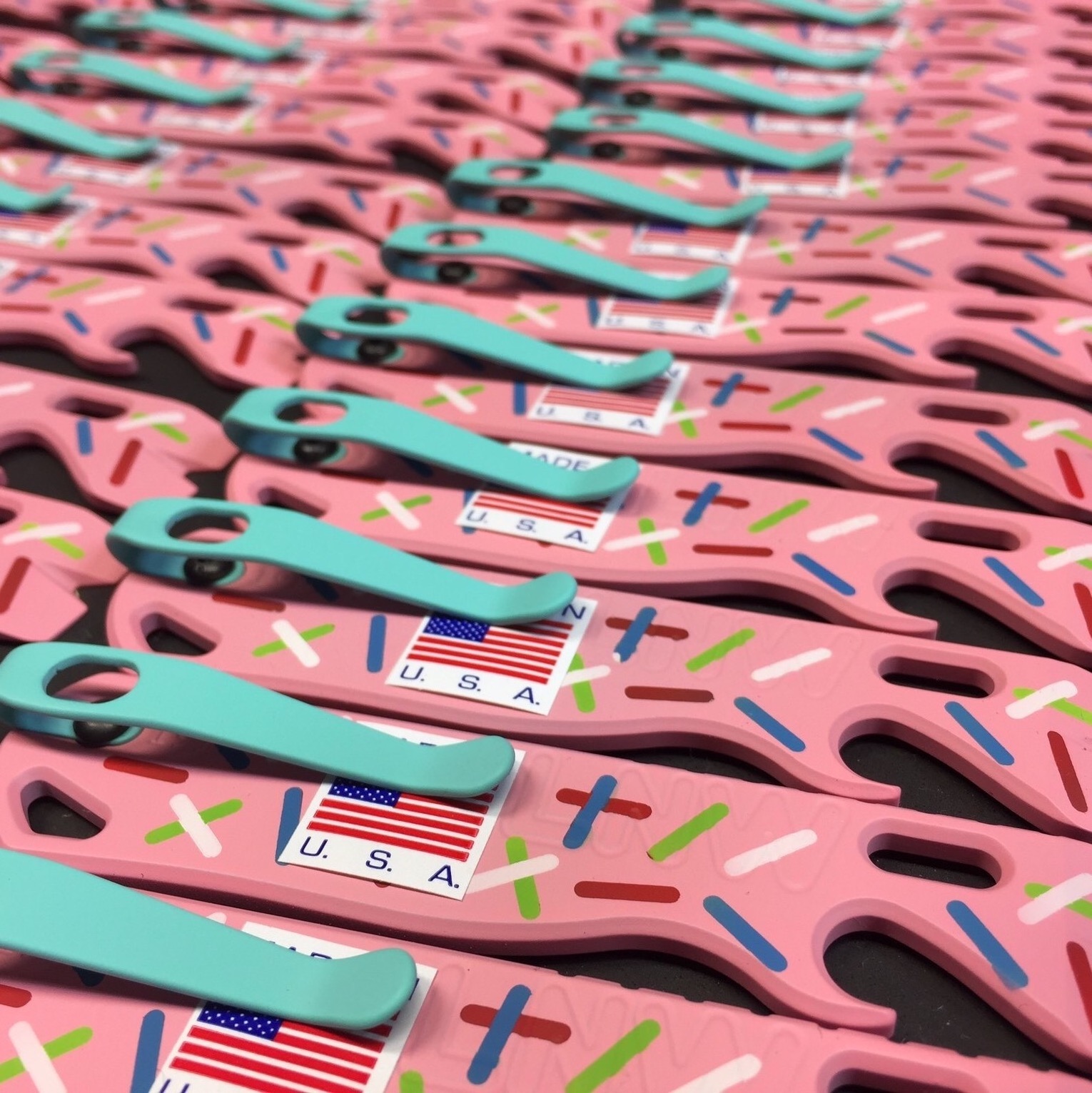 BladeHQ Exclusive Dessert Warrior D1.0 Prybar