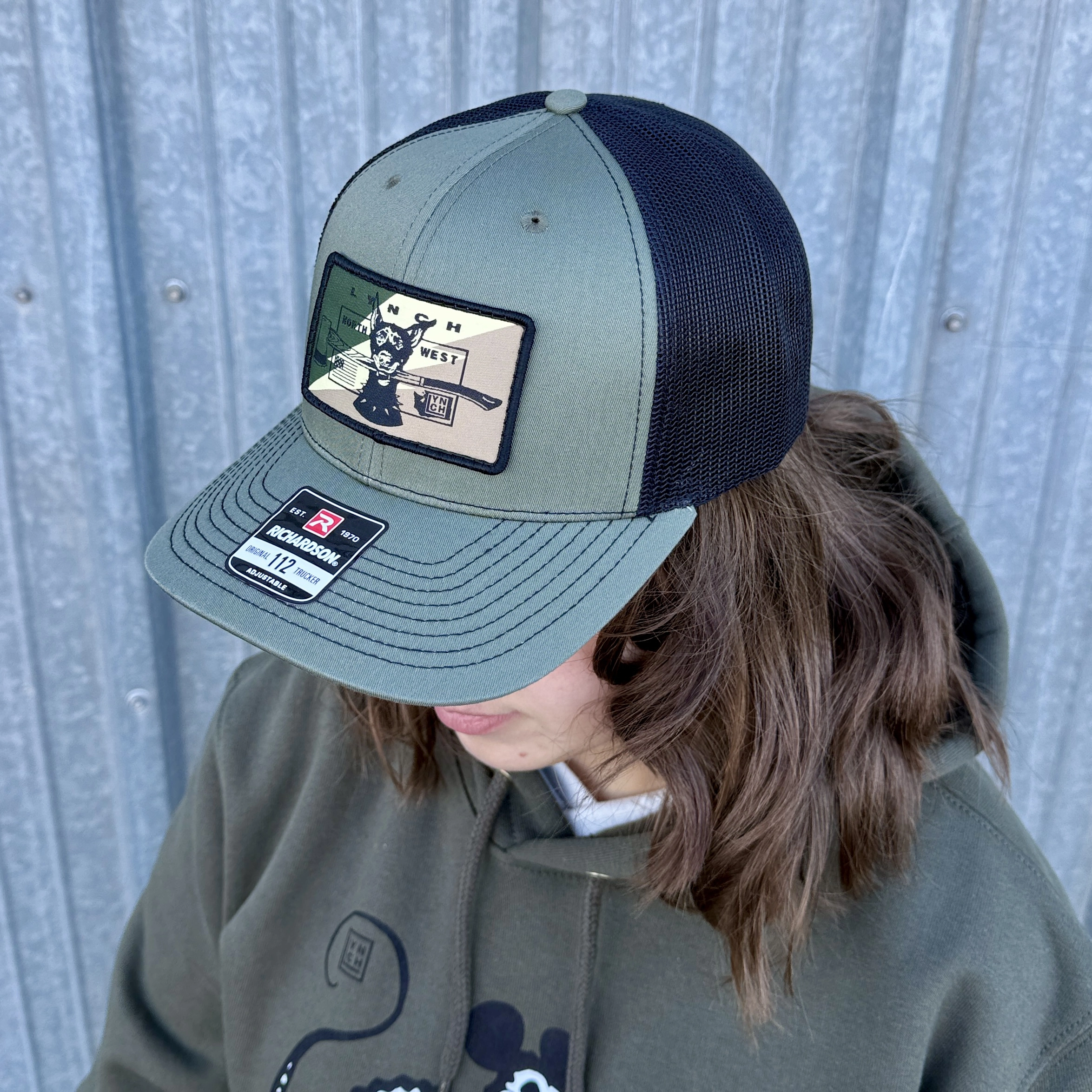 Camo Dog - Black/Charcoal Richardson 112 Classic Trucker Cap
